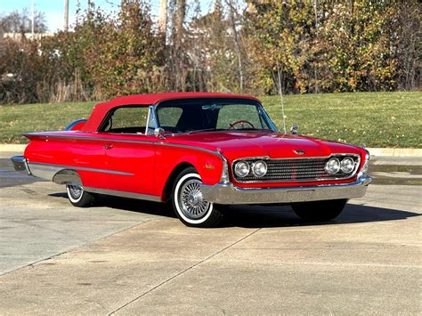 1960 Ford Galaxie Sunliner Convertible Available For Auction