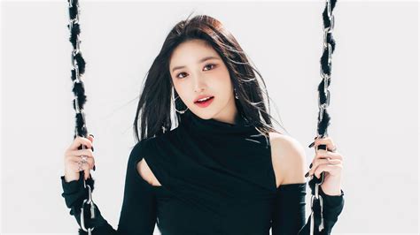 IVE I AM 아이브 Leeseo Lee Hyun seo 4k HD Wallpaper Rare Gallery