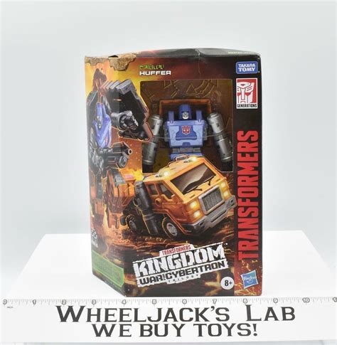 Huffer Deluxe Kingdom Wfc Generations Transformers Misb Hasbro Takara 2020 Wheeljacks Lab
