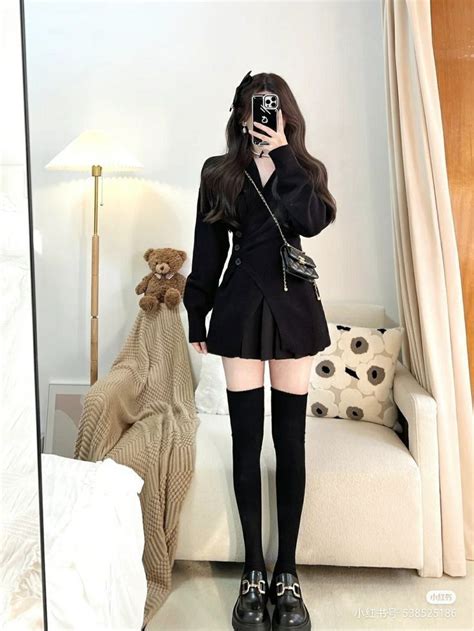 Ghim Của صور بنات كوريات 🍓🌺🇰🇷 Trên 💝ملابس كوريه 🇰🇷 Thời Trang Trang