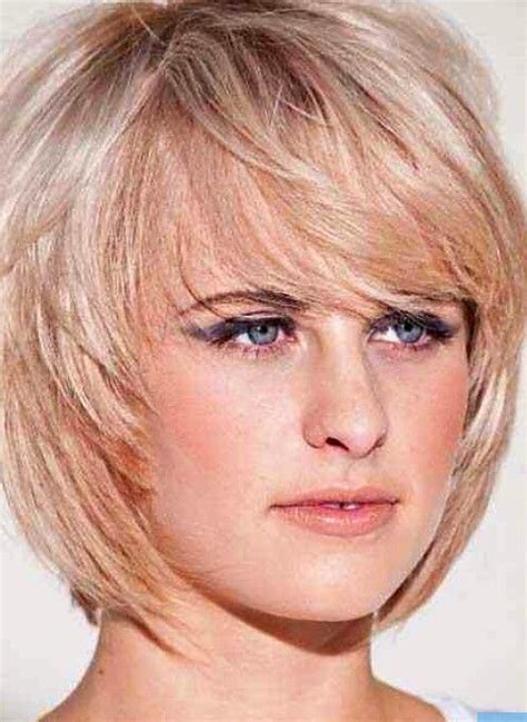 Up To Date Layered Bob Easy To Wear And Keep Bob Hairstyles With Bangs Hairstyles For Round