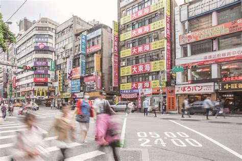 台北畫刊106年6月第593期—知識殿堂 找尋學習的快樂 南陽街 締造補習效應與文化 臺北旅遊網