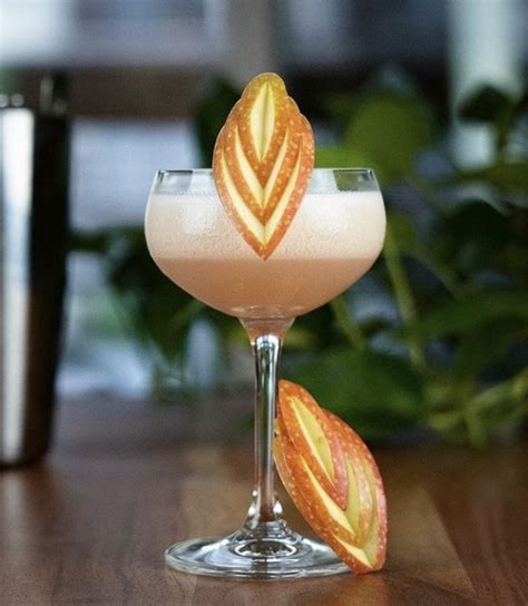 Cocktail Garnish Cocktail Drinks Cocktails Party Drinks Fun Drinks Beverages Food
