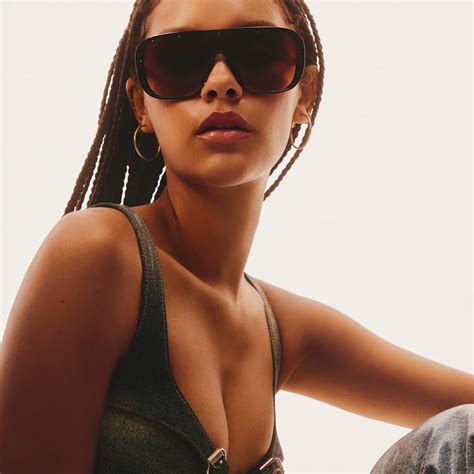 Oversized Sunglasses Are Back In The Spotlight Quay