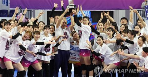 김연경 복귀 효과 여자배구 흥국생명 성적도 흥행도 1위