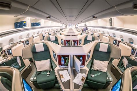 Cathay Pacific Airbus A Business Class Review Hkg Ams 25016 Hot Sex
