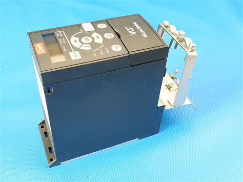 DANFOSS 132F0017 - FC-051PK37T4E20H3 / Laufwerk Wechselrichter 3PH 0 ...