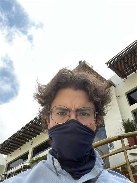 Luda On Twitter El Bandido De Las Tetas Les Dice Buenos Dias