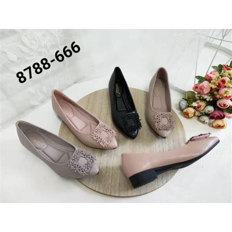Jual Simoncelli Sepatu Wanita Tumit Tahu 1 5 Cm Polos Sepatu Kerja