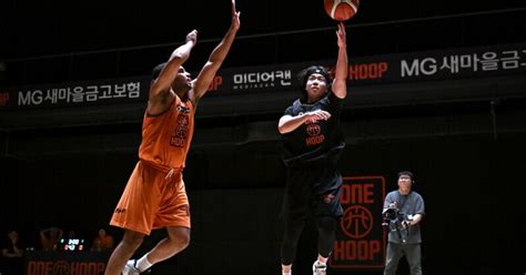 One Hoop 리그 선수 전원 활약 블랙라벨 비브라더스에 낙승 연승 행진 이어가