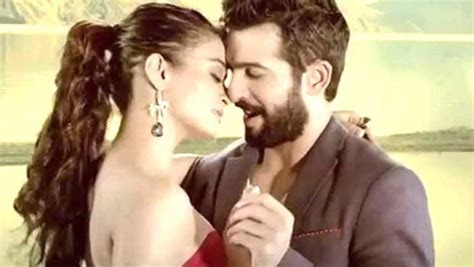 Making Of Aaj Phir Tumpe Hate Story 2 Bollywood Hungama