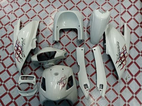 Pleasure Scooty Old Model White Colour Full Body At ₹ 4000 Set New Delhi Id 2857606826530