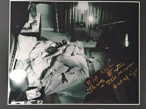 James Bond 007 Goldfinger Shirley Eaton Jill Masterson Autograph