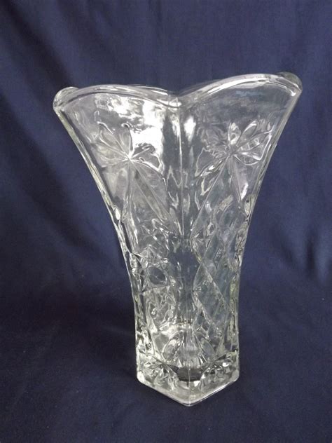 Vintage Anchor Hocking Clear Glass Vase With Flower Diamond Etsy