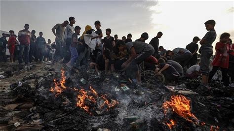 استشهاد 15 فلسطينيا في مجزرة جديدة للاحتلال الصهيوني على مخيم الشاطئ في