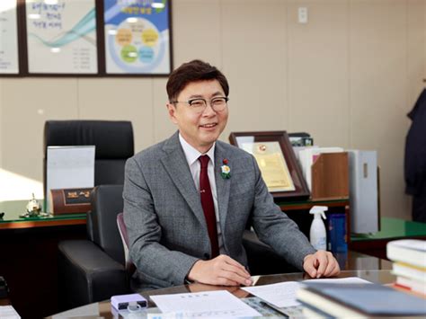김철우 보성군수 민선 8기 출범 이후 ‘호감도1위 부정률 195 3위