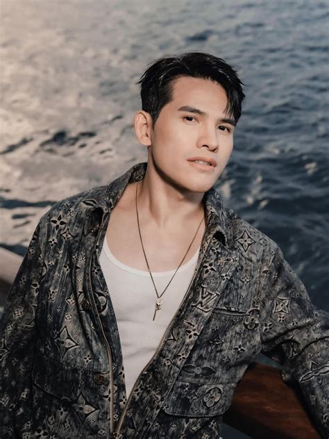 Voi Bản Đôn là ai trong The Masked Singer