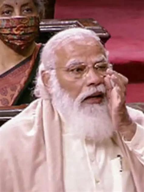 वो 10 मौके जब भावुक हुए पीएम मोदी देखिए तस्वीरें Times Now Navbharat