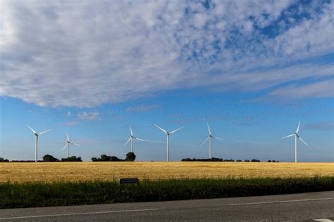 Vestas V With Load Done Mode To Mw Windturbine Generators At