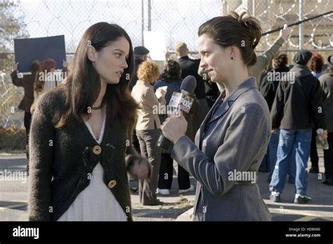 Prison Break Robin Tunney Joey Hansa End Of The Tunnel Season 1