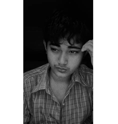 Jee Ry মানুষ তার জীবনের ভুল গুলি তখন বুঝতে পারে