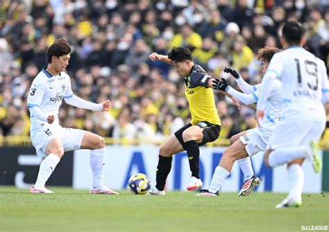 脇坂泰斗のゴールで先制も小泉佳穂に移籍後初得点を許した川崎f、長谷部体制初失点で柏とドロー決着