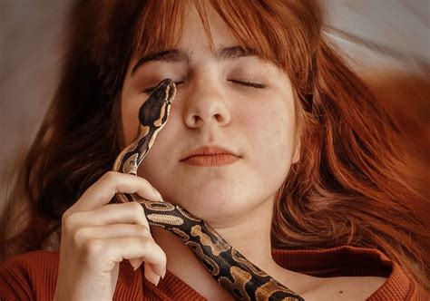 Pernah Mimpi Digigit Ular Ini Maknanya