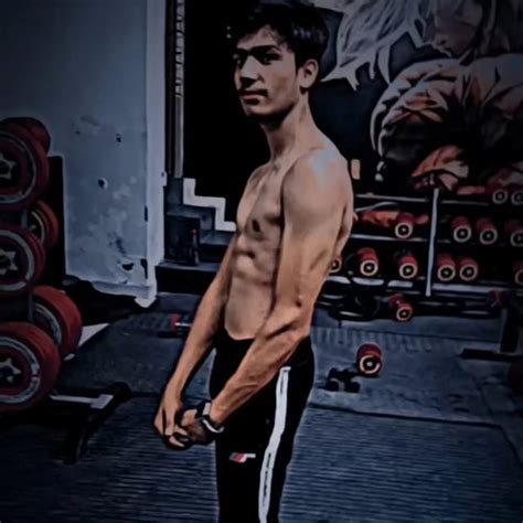 A🤍 Ahmer • Threads Say More