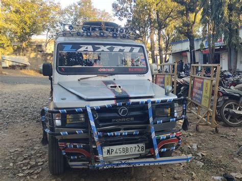 तूफान वाहन की टक्कर से बाइक सवार की घटनास्थल पर ही मौत जांच में जुटी