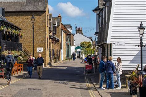High Street In Old Leigh Leigh On Sea Editorial Photo Image Of
