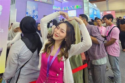 Siapa Owner Somethinc Ini Profil Dan Perjalanan Kariernya Idn Times