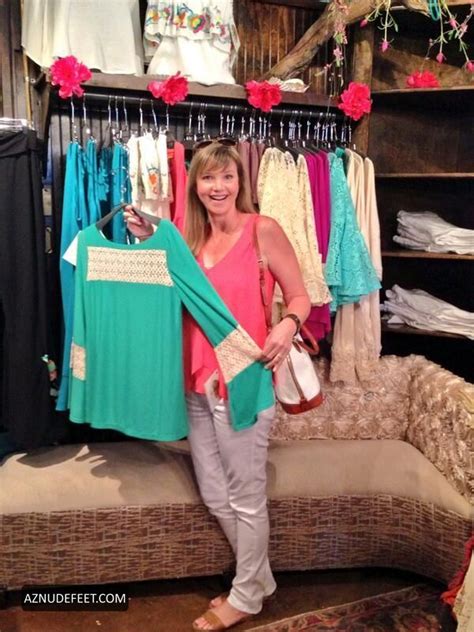 Missy Robertson Feet Aznudefeet