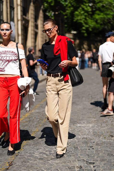 Jeans Beige Expensive Looking Da Abbinare A Tutto Vogue Italia