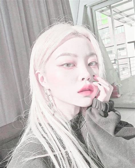 💗 𝗩Λ𝗜П𝗜𝗟𝗟Σ ᰍ 𝗣𝗢𝗦𝗧 ꒰ ๑ˊˋ๑ ꒱ Blonde Hair Korean Blonde Asian Hair