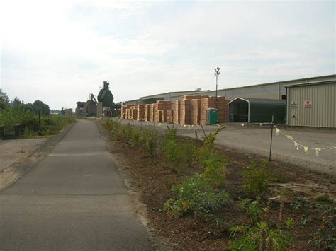 Salem Breakfast On Bikes Eugene Parklets Show Mixed Results New Mill Race Path Skirts Industry