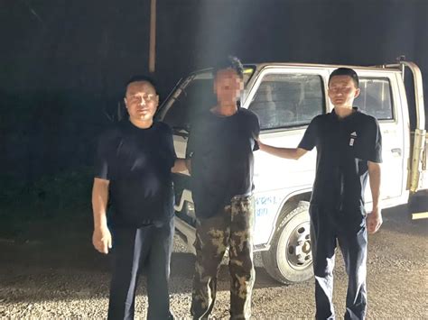 安丘市公安局破获拉车门盗窃案