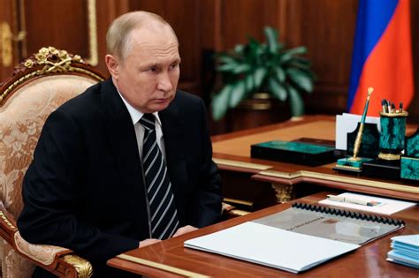 Zelensky Signs Law Declaring Peace Talks With Putin Impossible