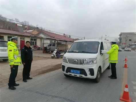【交所合一】西吉公安持续开展路检路查 全面构筑道路交通安全防线澎湃号·政务澎湃新闻 The Paper