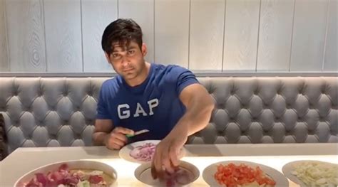 sidharth shukla shares what he is upto during lockdown television