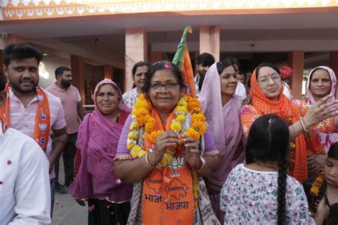 Manju Sharma Opens Account For Bjp In Jaipur Timelinedaily