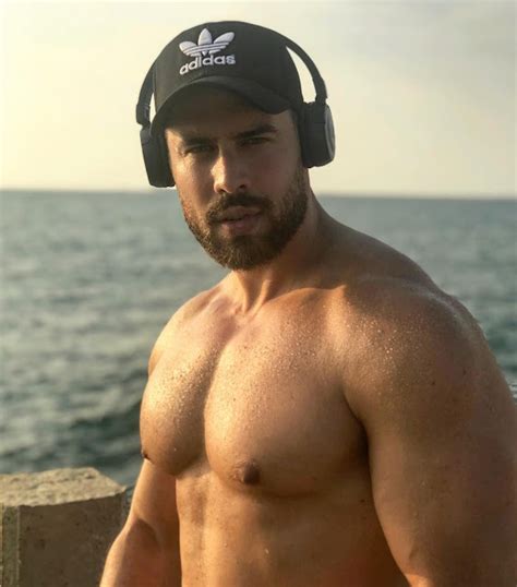 Muscle Lover The World Of Bodybuilders Oussama Sidaoui