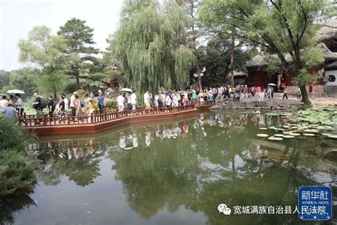 夏日旅游热澎湃号·政务澎湃新闻 The Paper