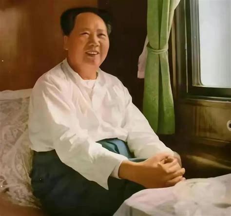 1947年，董必武建议人民币上印毛主席头像，主席却拒绝：我不是政府主席 知乎