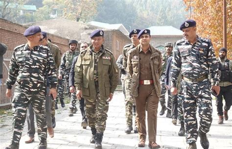 Crpf Dg Reviews South Kashmir Situation Kashmir Observer