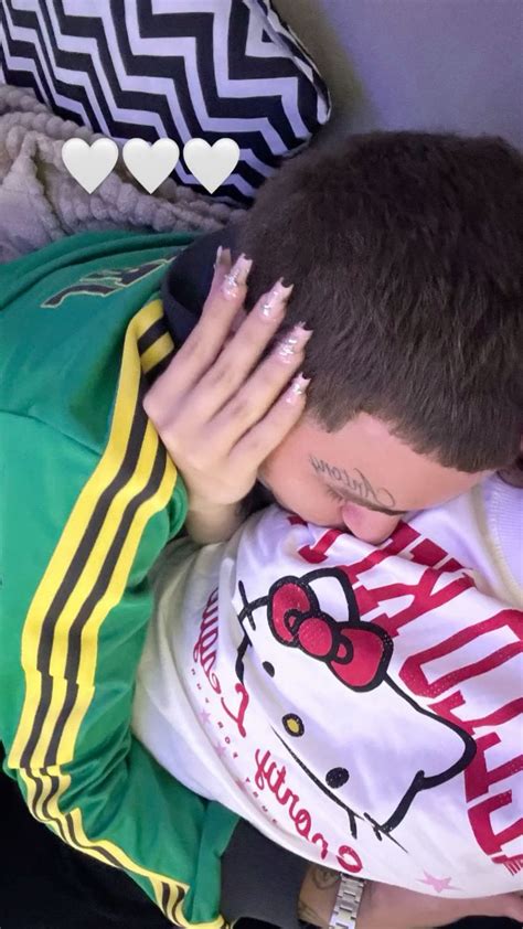 Pin De ୨ৎ Em Salvamentos Rápidos Em 2025 Fotos De Casal Apaixonado