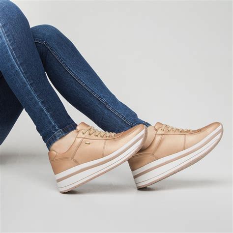 Pink Synthetic Sneaker Fit With Glossy Laces Recovery Form Insole