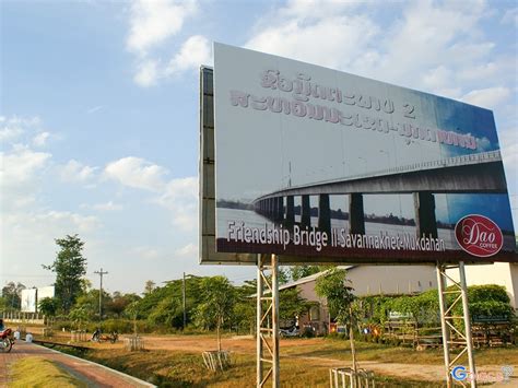 สะพานมิตรภาพลาว ไทย สะหวันนะเขต มุกดาหาร