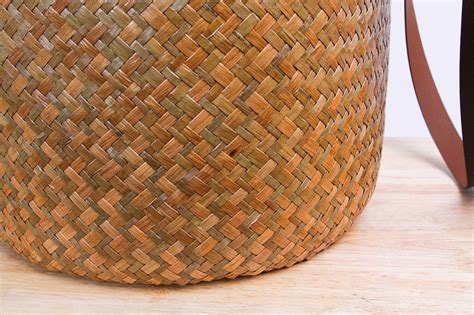 Woven Seagrass Basket With Lid Vtthai