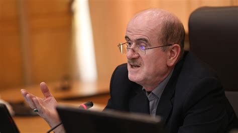 دولت از ظرفیت بخش خصوصی در توسعه نیروگاه های تولید برق غفلت نکند خانه ملت