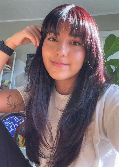 Emme R Reactgirlsofyt